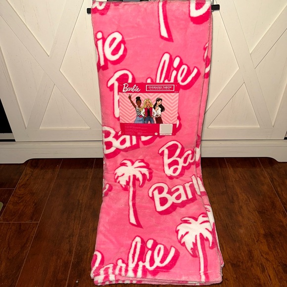 Barbie | Bedding | Barbie Pink Plush Throw | Poshmark